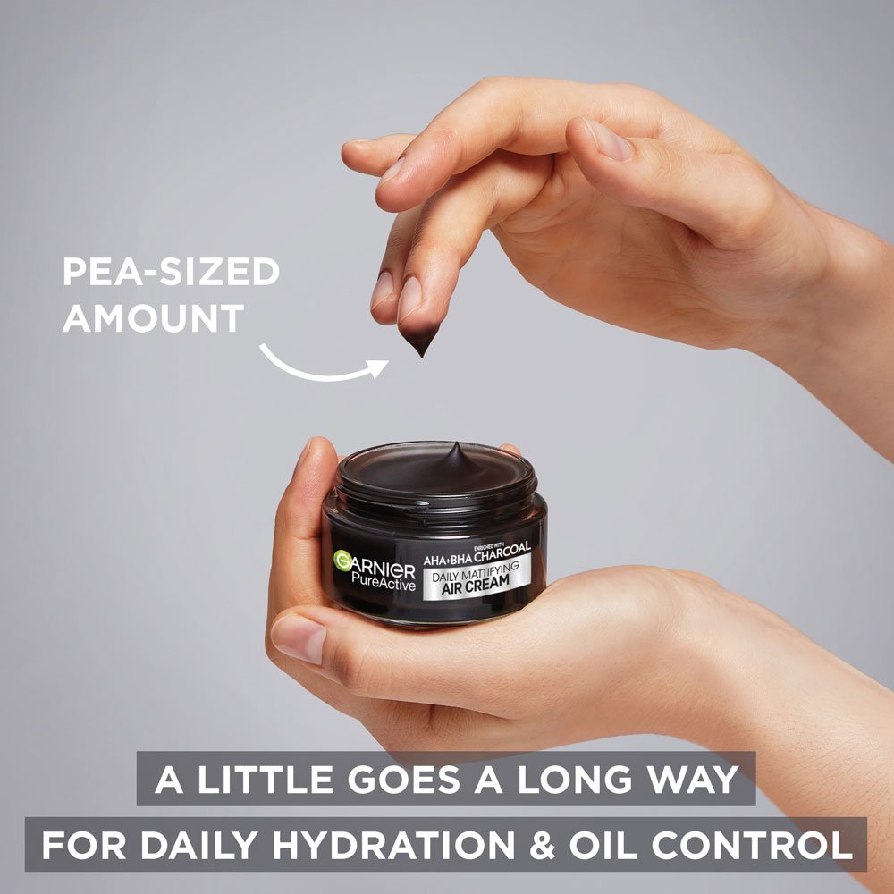 AHA+BHA Charcoal Daily Mattifying Air Cream | Garnier UK