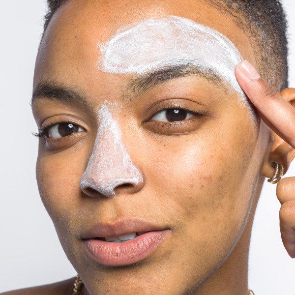 Pure Active 3in1 Clay Face Scrub | Skin Cleanser | Garnier UK